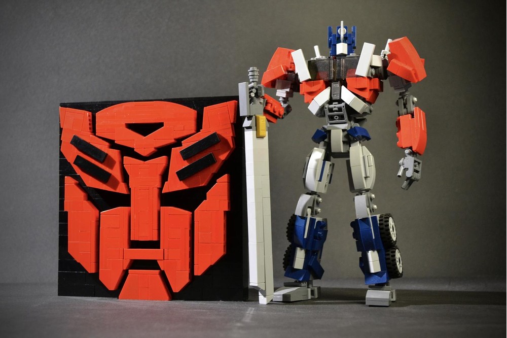 LEGO MOC Autobot Symbol - Transformers by Blaze.Mocs | Rebrickable ...