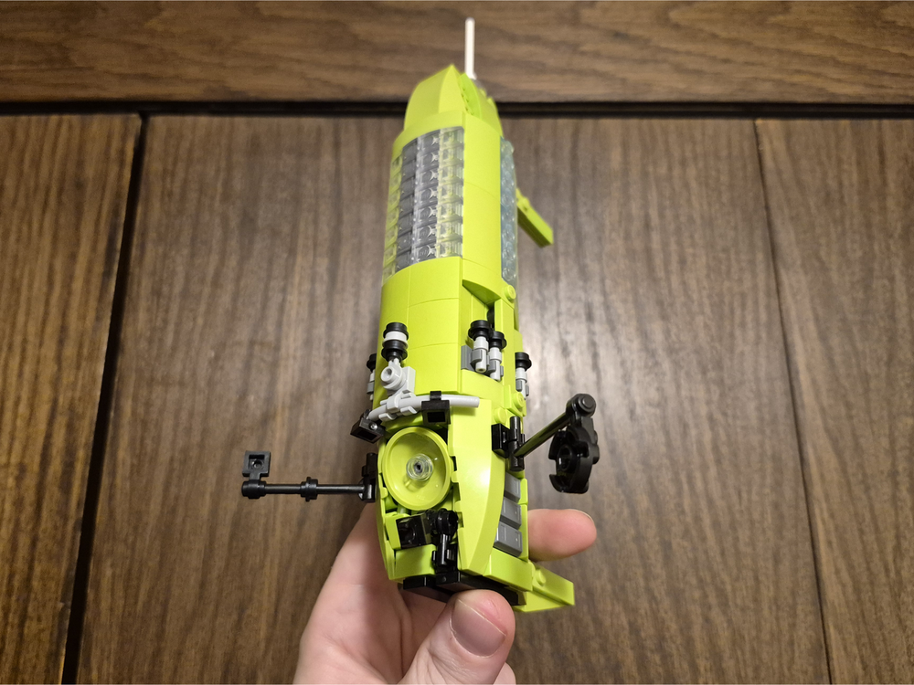 LEGO MOC Deepsea Challenger - Minifig Scale by Bricksota | Rebrickable - Build with LEGO