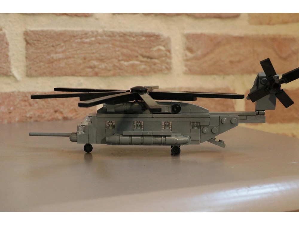 LEGO MOC CH-53E Super Stallion (1/110 scale) by Vincent W | Rebrickable ...