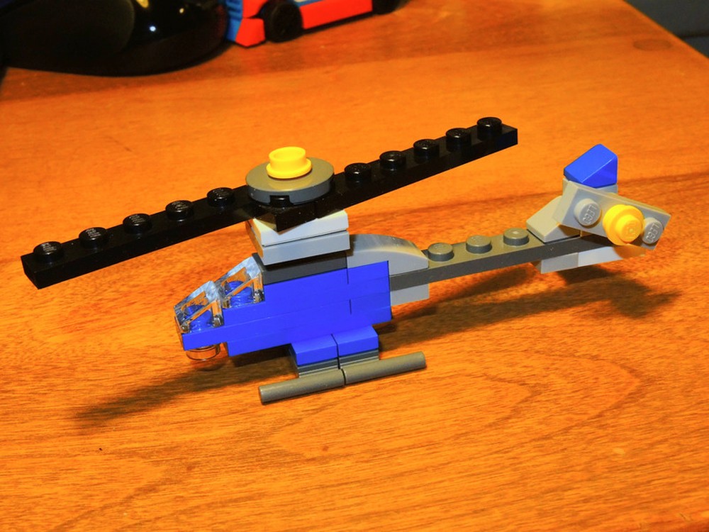 LEGO MOC Consumer Custom Helicopter by zeeverse | Rebrickable - Build ...