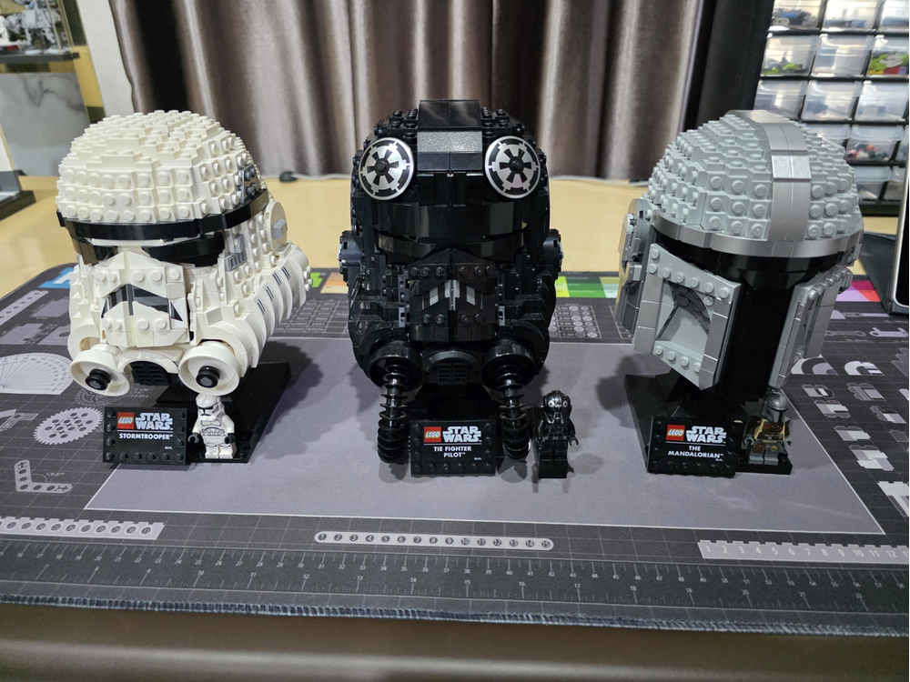 LEGO MOC-222404 Helmet Display Stand for adding a Minifig by SB-22 ...