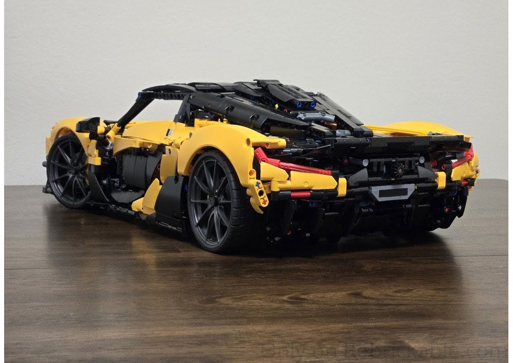 LEGO MOC-222472 42172 McLaren W1 by BricksByCas24 | Rebrickable - Build ...