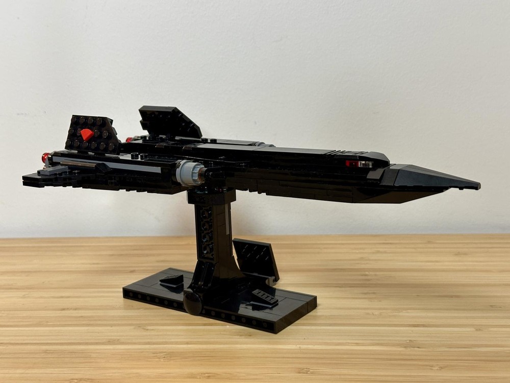 LEGO MOC Lockheed SR-71 Blackbird - Alternate Build of 75406 Kylo's ...