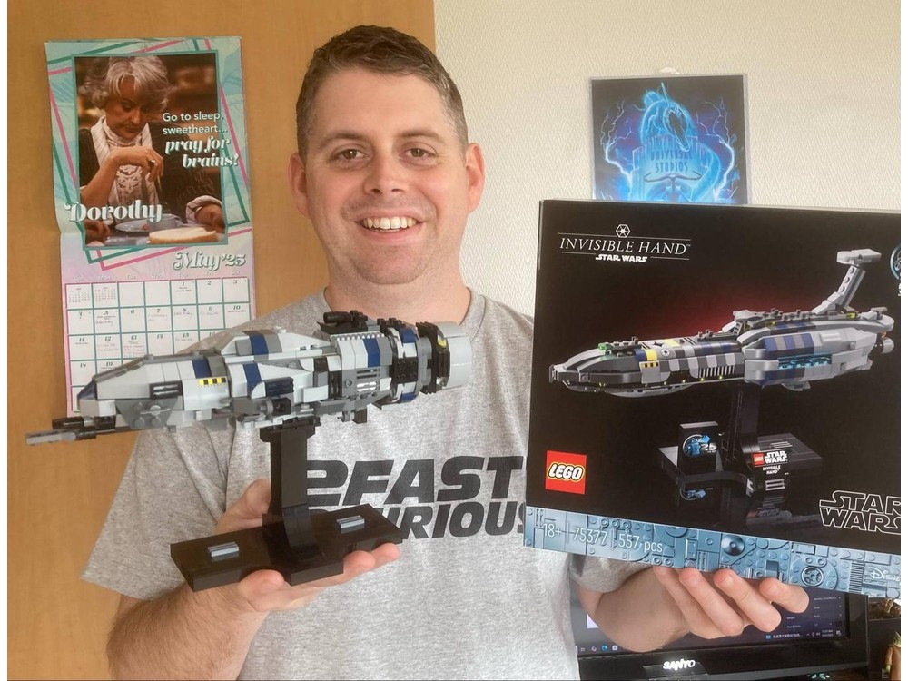 LEGO MOC The Expanse Rocinante Midi-Scale by CreationCaravan (Brad ...