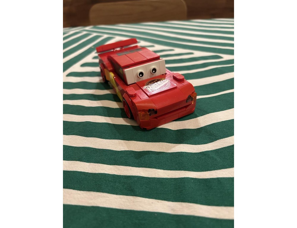 LEGO MOC-222858 Lightning McQueen by JW_Buildsnz | Rebrickable - Build ...