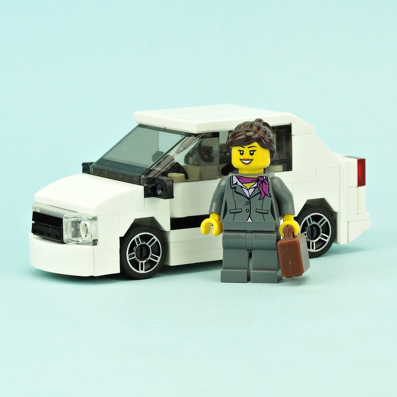 LEGO MOC Renault Logan by De_Marco | Rebrickable - Build with LEGO