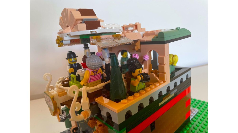 LEGO MOC-223286 French Cafe - Modular with Extendable roof | 10362 ...