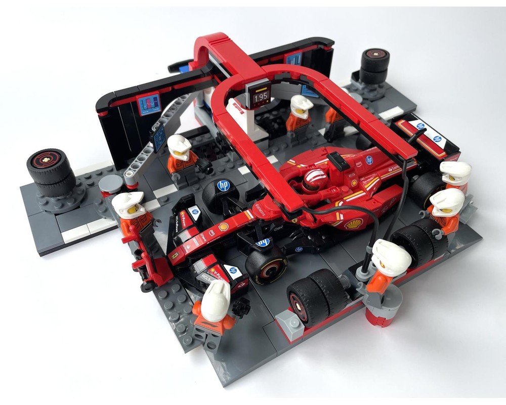 LEGO MOC-223685 8 Stud F1 Pit Stop Upgrade (fully functional) by Oof ...