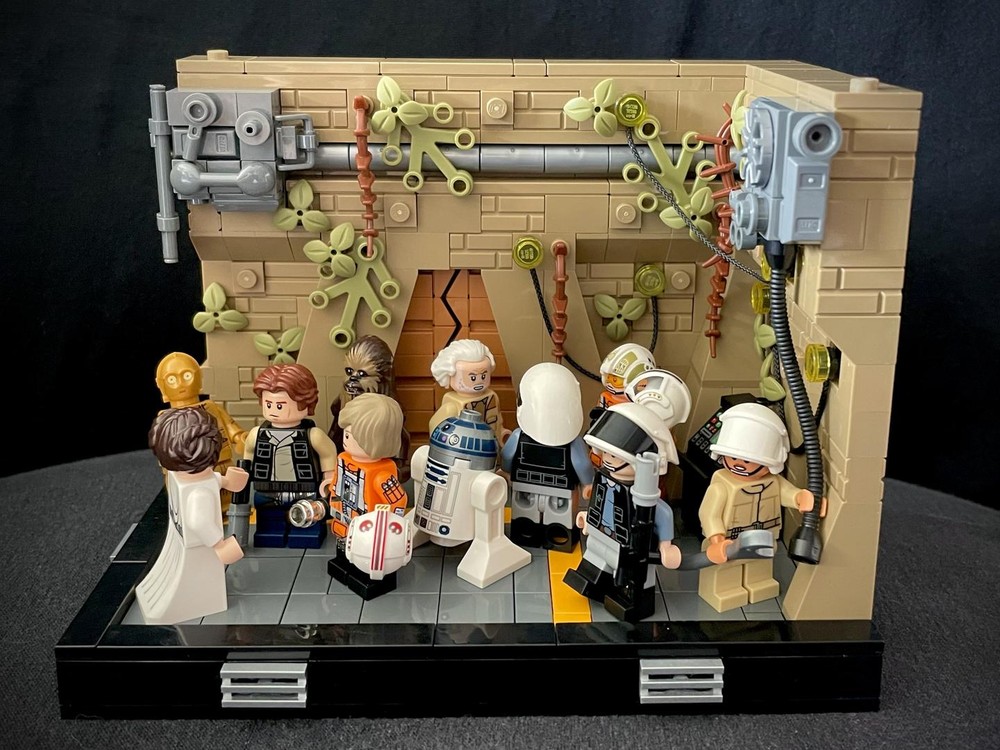 LEGO MOC-223932 Yavin Temple by mlanza93 | Rebrickable - Build with LEGO