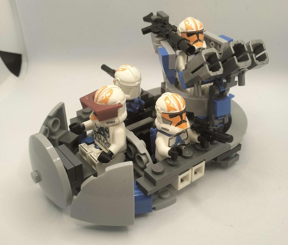 LEGO MOC 332nd Light Assault Tank by hoh | Rebrickable - Build with LEGO