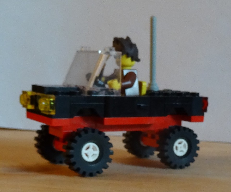 LEGO MOC Black car 4x4 modification of 6627 by timobahn | Rebrickable ...