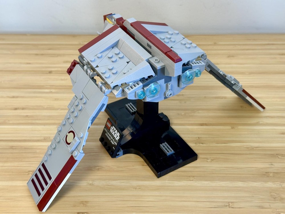 LEGO MOC-224782 Nu-Class Republic Attack Shuttle Midi Scale - Alternate ...
