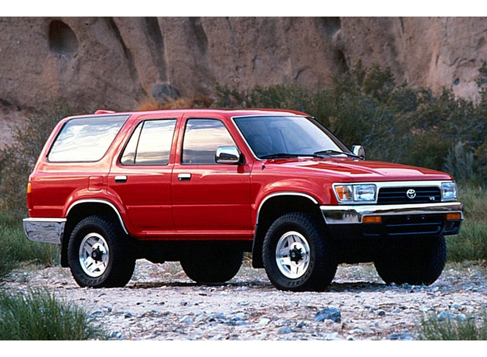 LEGO MOC Toyota 4Runner 1995 by carbuilder88 | Rebrickable - Build with ...