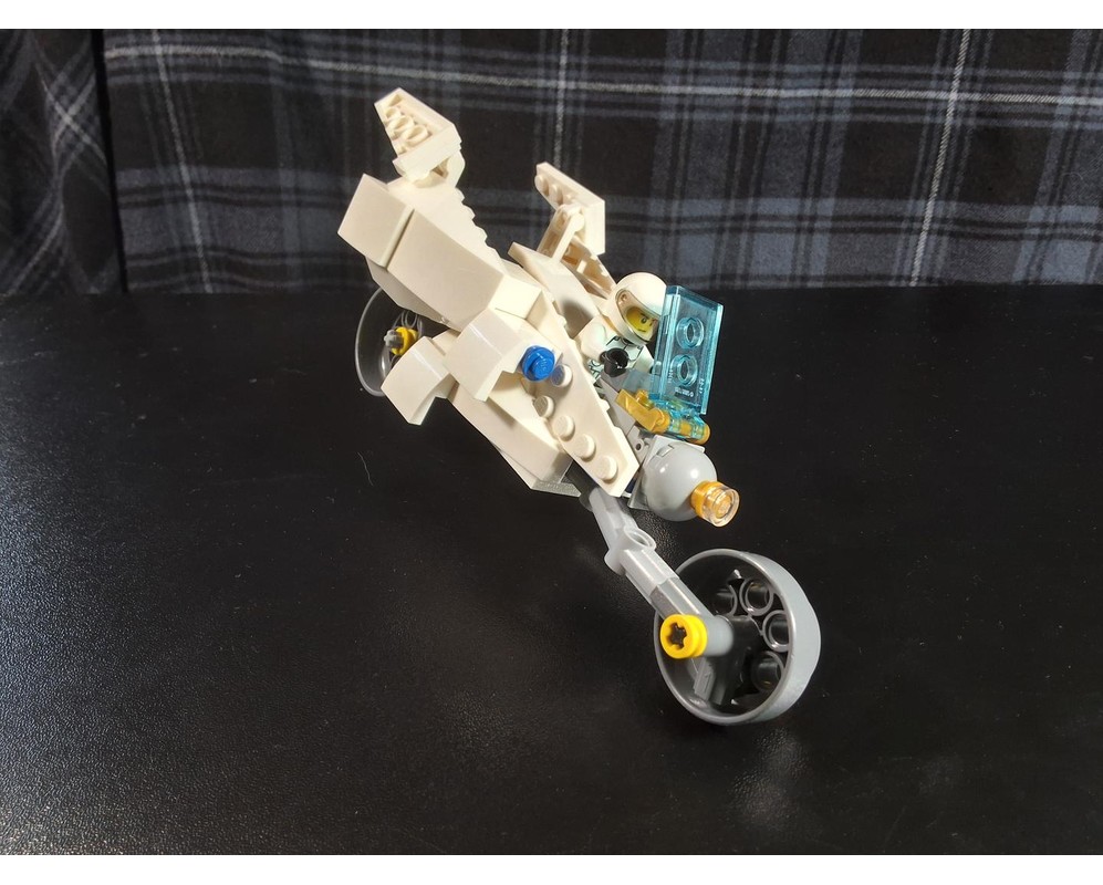 LEGO MOC 31066 Space Bike by booknerd10 | Rebrickable - Build with LEGO