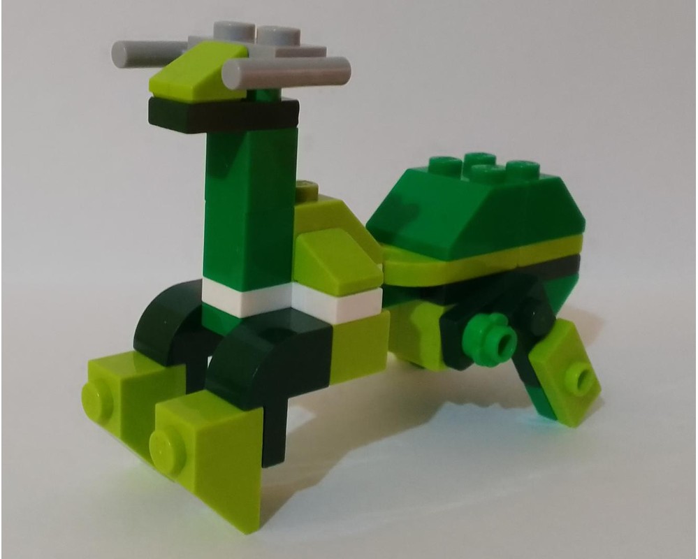 LEGO MOC-226060 Green Mantis by HotRod95 | Rebrickable - Build with LEGO
