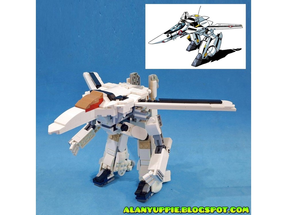 LEGO MOC VF-1 Valkyrie (Macross) / Jetfire (g1 Transformers) using lego ...