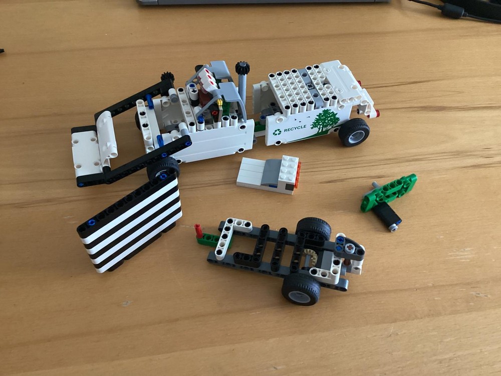 LEGO MOC 42167 Alternative: Mack LR Electric Wheel Loader with ...