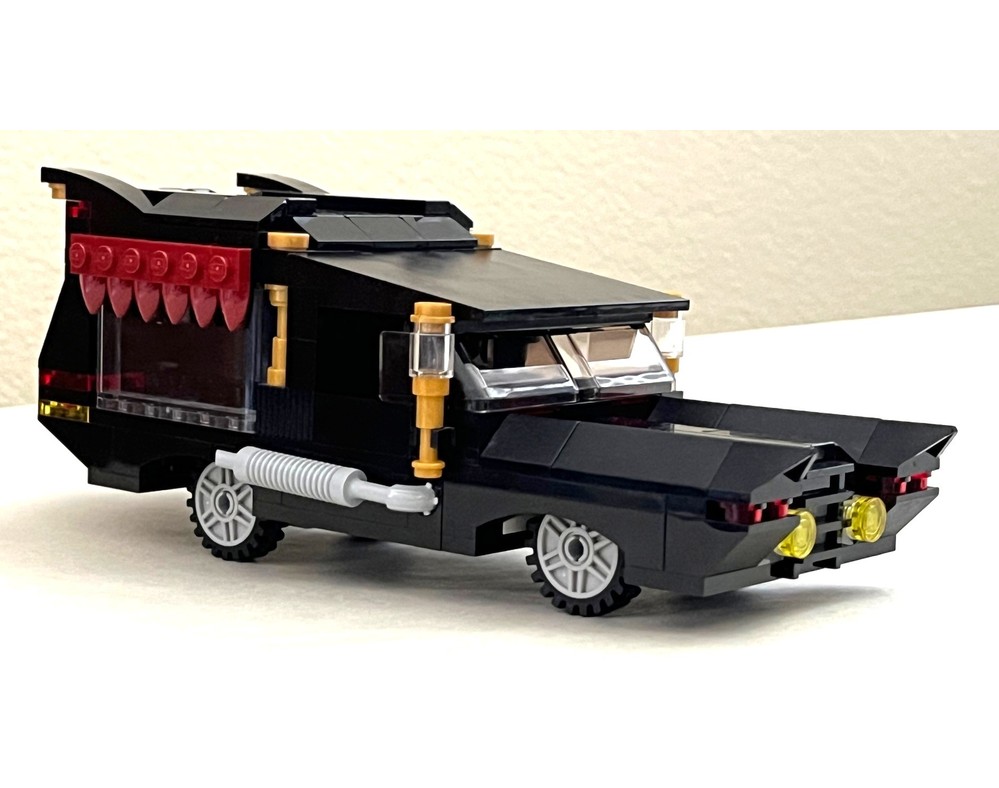 LEGO MOC Streamlined Vampyre Hearse MOC by CoveredInJello | Rebrickable ...