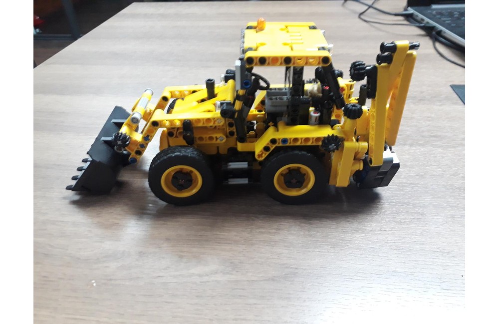 LEGO MOC-227596 Mini JCB 4CX Backhoe by nguyengiangoc | Rebrickable ...
