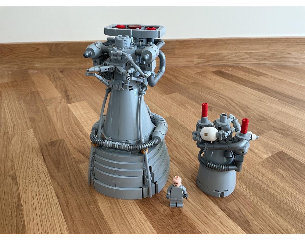 LEGO MOC Rocketdyne F1 and J2 Engines by iscatrebor | Rebrickable ...