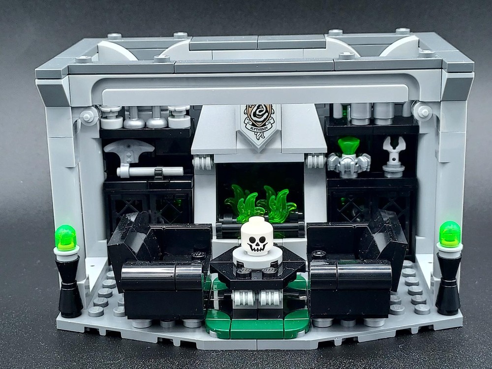 LEGO MOC-228110 Slyther*in Common Room by TrevorToad | Rebrickable ...