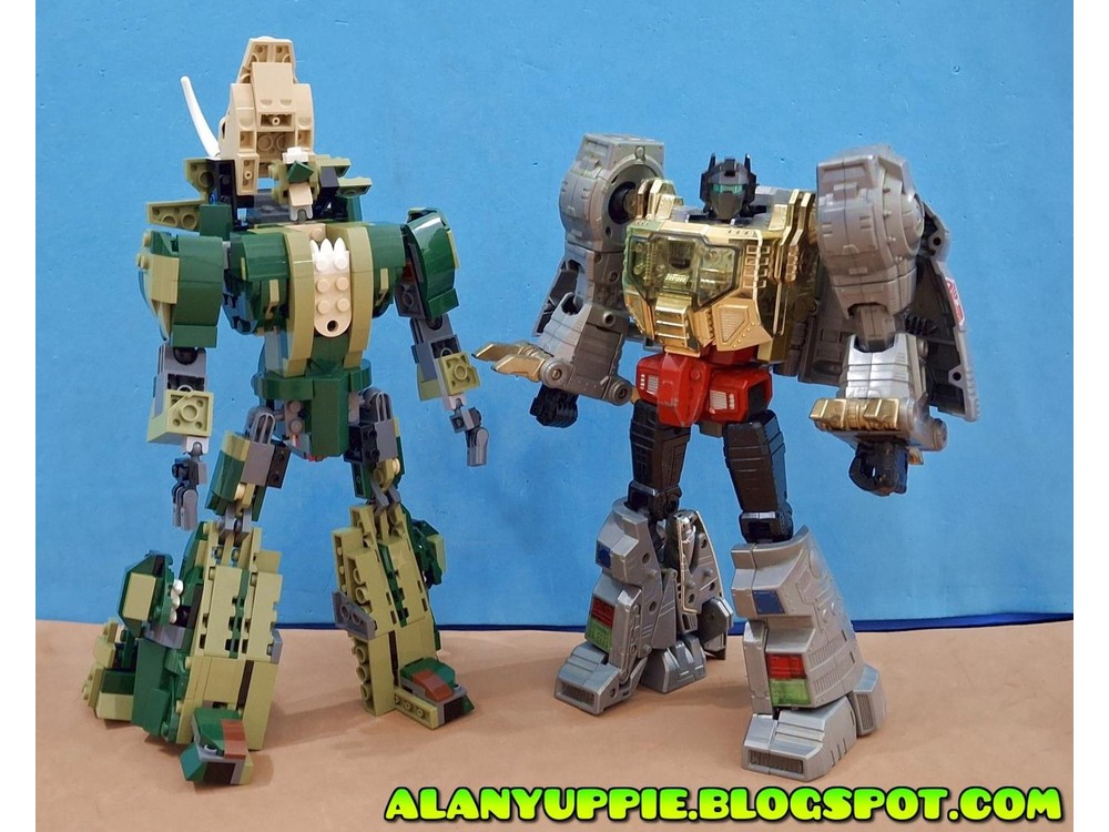 LEGO MOC Dinobot Slag / Transformer Dinosaur Triceratops using set ...
