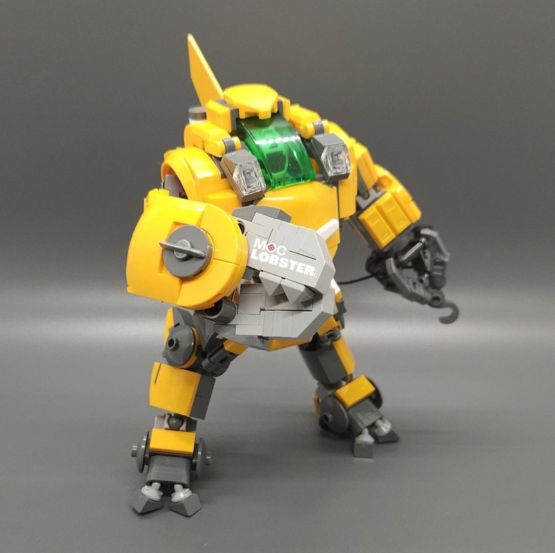LEGO MOC XR-08 'Goldfish' Rescue Suit by Moc_Lobster | Rebrickable ...