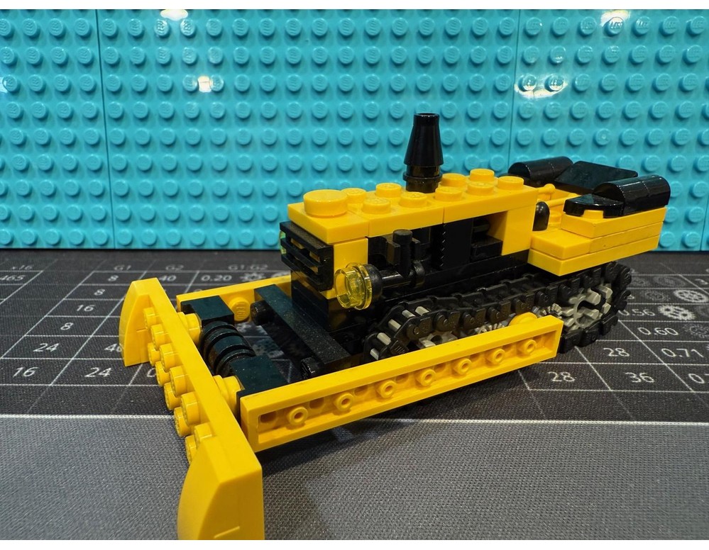 LEGO MOC vintage Cat Bulldozer by medleyj | Rebrickable - Build with LEGO