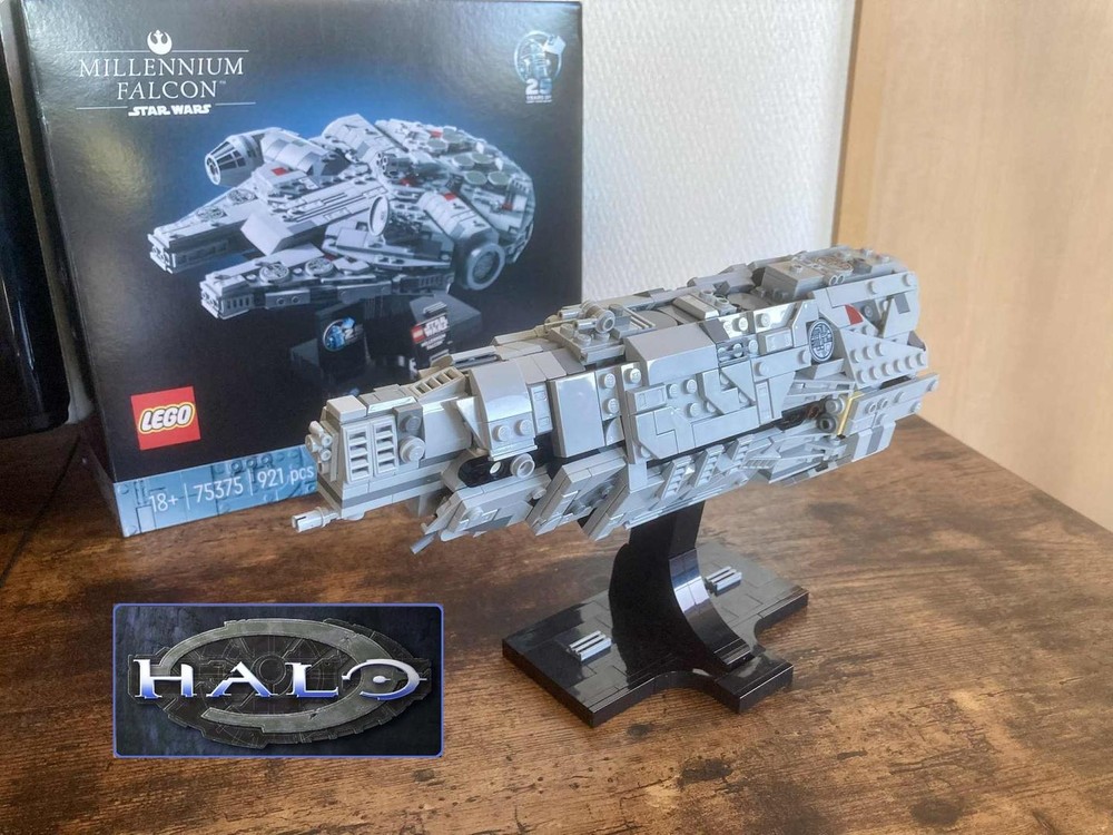 LEGO MOC Halo UNSC Pillar of Autumn Midi-Scale by CreationCaravan (Brad ...