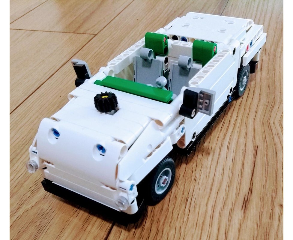 LEGO MOC 42167 Roofless Sedan by Michaels Lego Studio | Rebrickable ...