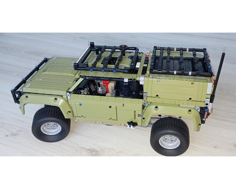 LEGO MOC LEGO Technic Landrover Defender 42110 Alt Build- Stadium ...