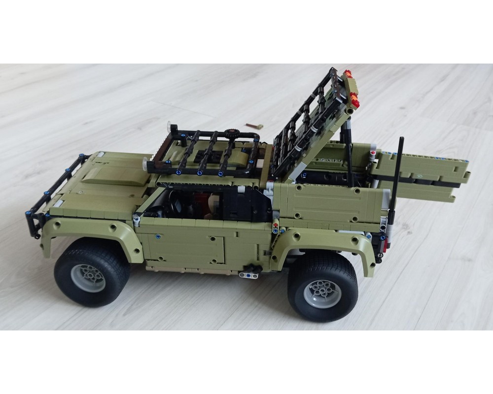 LEGO MOC LEGO Technic Landrover Defender 42110 Alt Build- Stadium ...