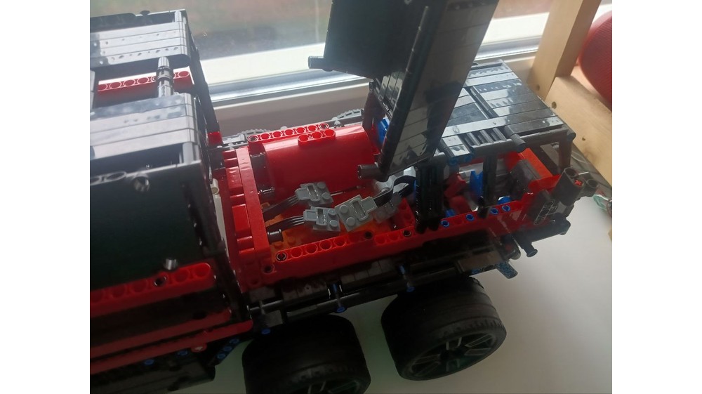 LEGO MOC-229962 8x8 Rocket carrier by kovchenkovskiy | Rebrickable ...
