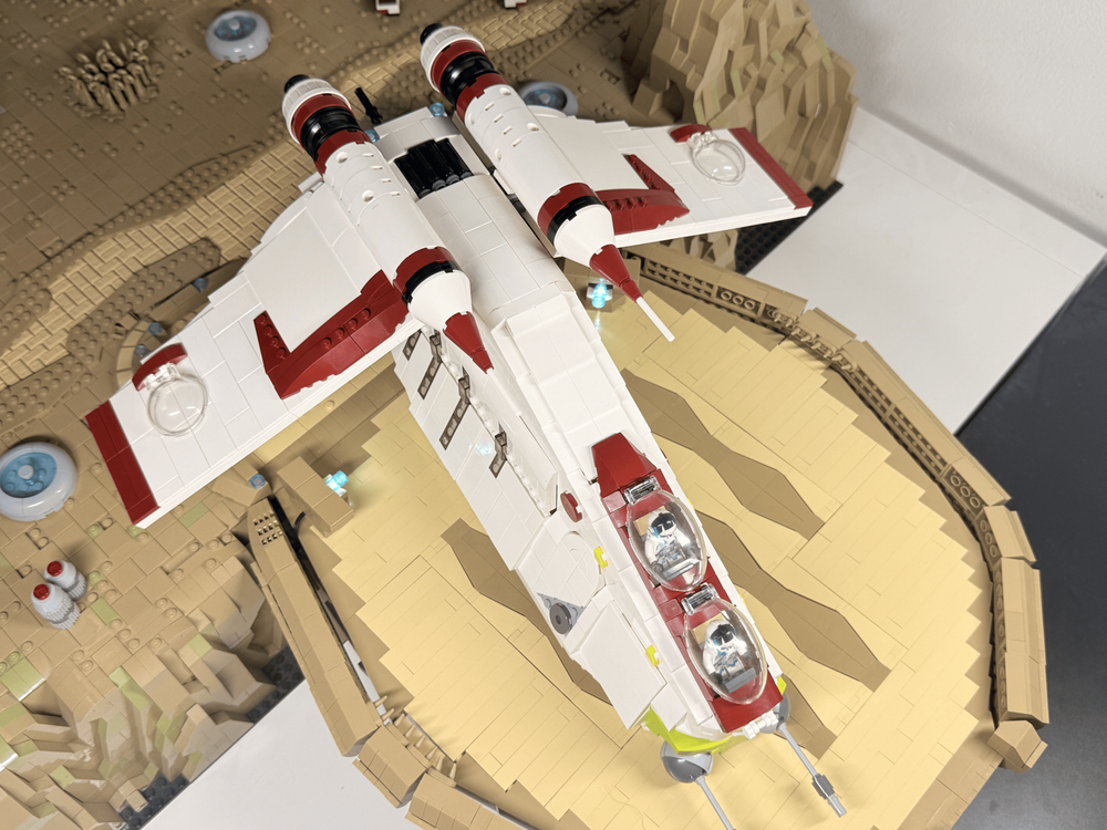 LEGO MOC-230165 Republic Gunship by Romero2130 | Rebrickable - Build ...