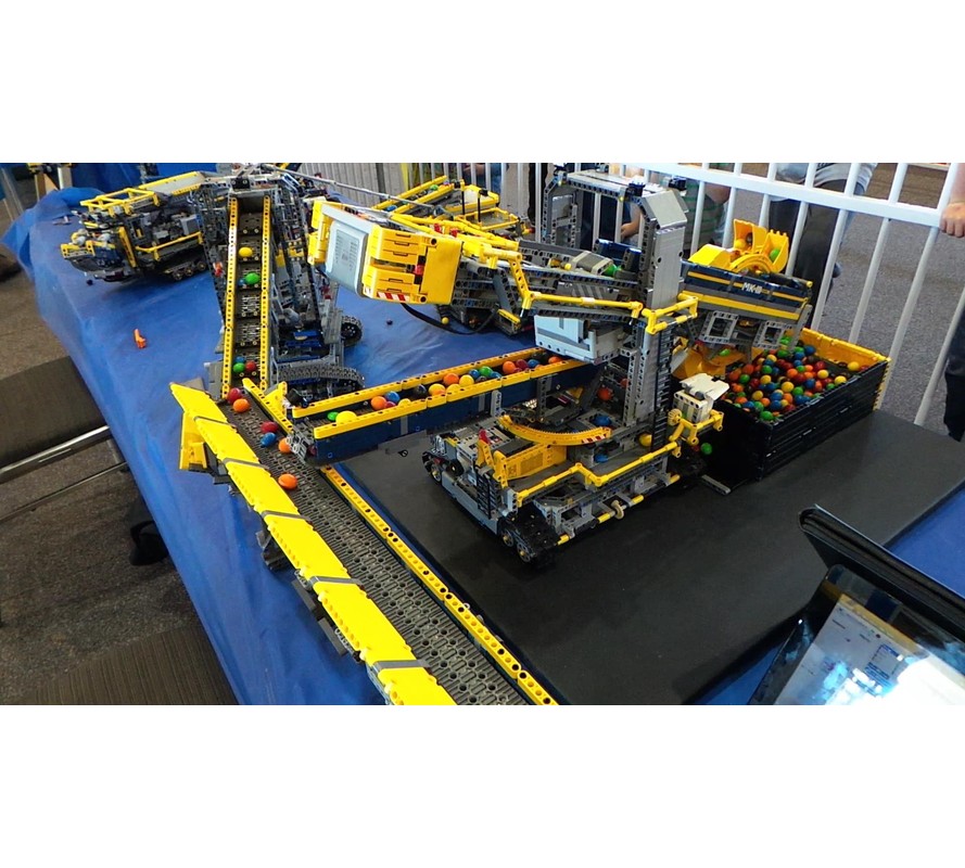 LEGO MOC LEGO Technic Bucket Wheel Excavator 42055 MOD Part 2 Outfeed ...