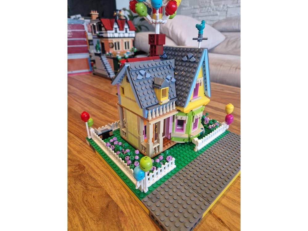 LEGO MOC-231077 Up house 43217 - back by Thomas Louis | Rebrickable ...