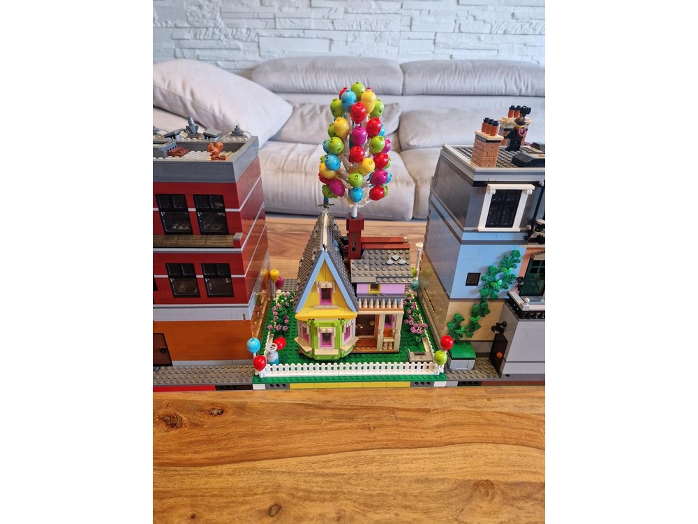 LEGO MOC-231077 Up house 43217 - back by Thomas Louis | Rebrickable ...