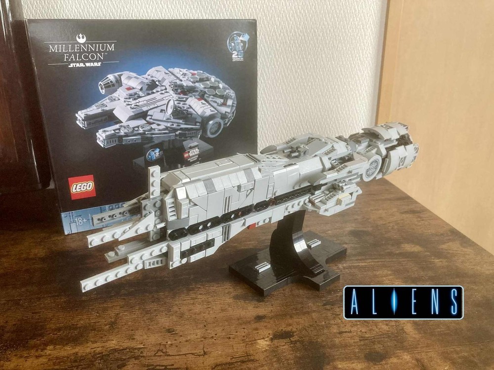 LEGO MOC-231246 Aliens USS Sulaco Midi-Scale by CreationCaravan (Brad ...