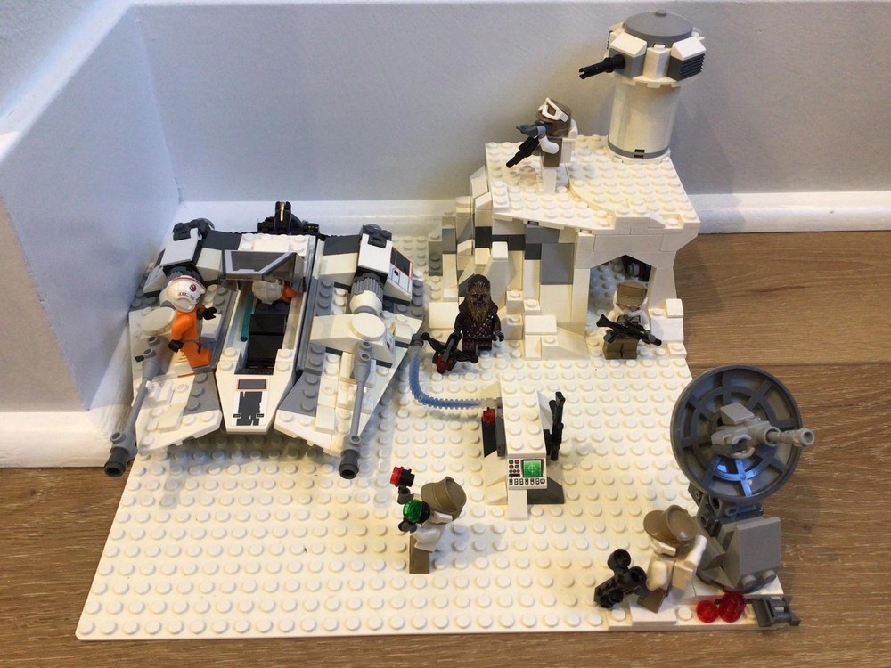 LEGO MOC-231253 Hoth display for set 75259 by DnDBrickinBros ...