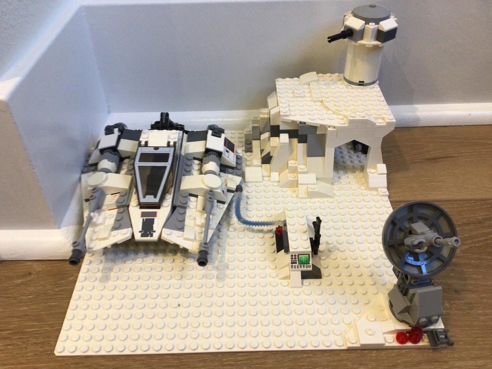 LEGO MOC Hoth display for set 75259 by DnDBrickinBros | Rebrickable ...