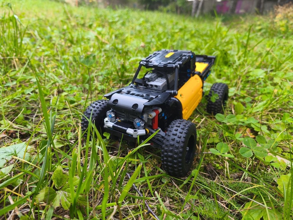 LEGO MOC-231379 Desert Beast Trophy Truck by Roma88 | Rebrickable ...