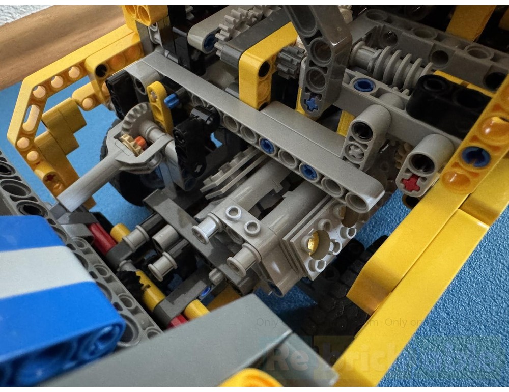 LEGO MOC-231410 Mobile Articulated Boom Lift (42009 Alternate) by ...