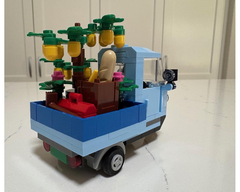 LEGO MOC-231762 5009422 Piaggio Ape Classic (revised) by AndrewG123 ...