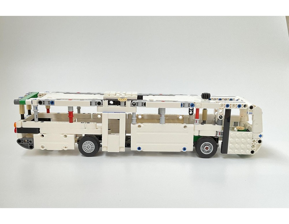 LEGO MOC Bus (MAN SL200 inspired) by AlterBrickDesign | Rebrickable ...