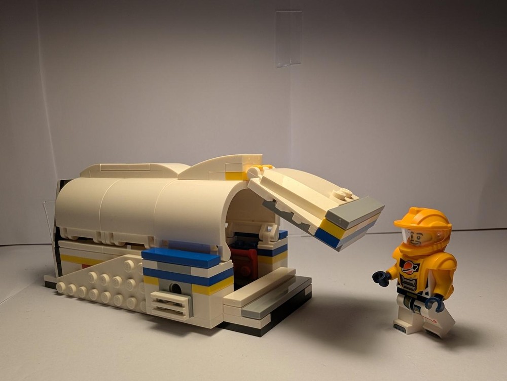 LEGO MOC small space station outpost base Alt Build MOC by ...