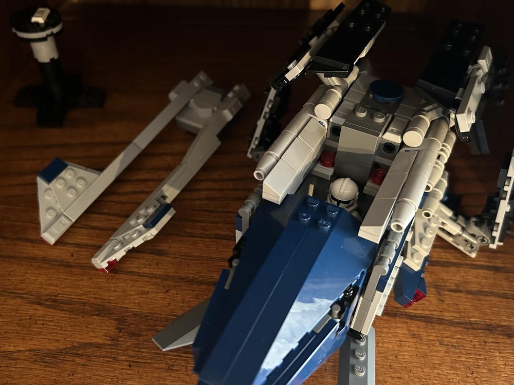 LEGO MOC-233019 Republic Police Gunship by Mayomaan | Rebrickable ...