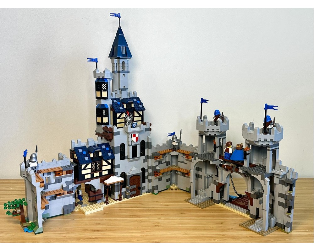 LEGO MOC Horse Lord Castle - Alternate Build of 2 x 31168 Medieval ...