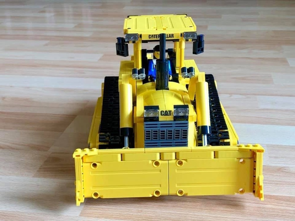 LEGO MOC CAT Bulldozer RC by Mindstorm Boost HUB by TECHNICer83 ...