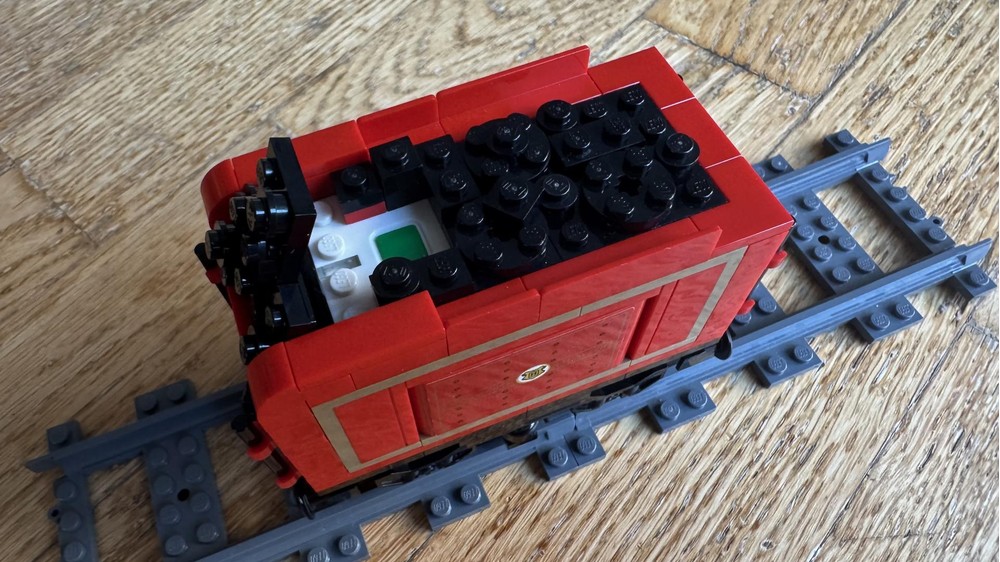 LEGO MOC Red Tender with battery and motor for famous Steam Locomotive ...