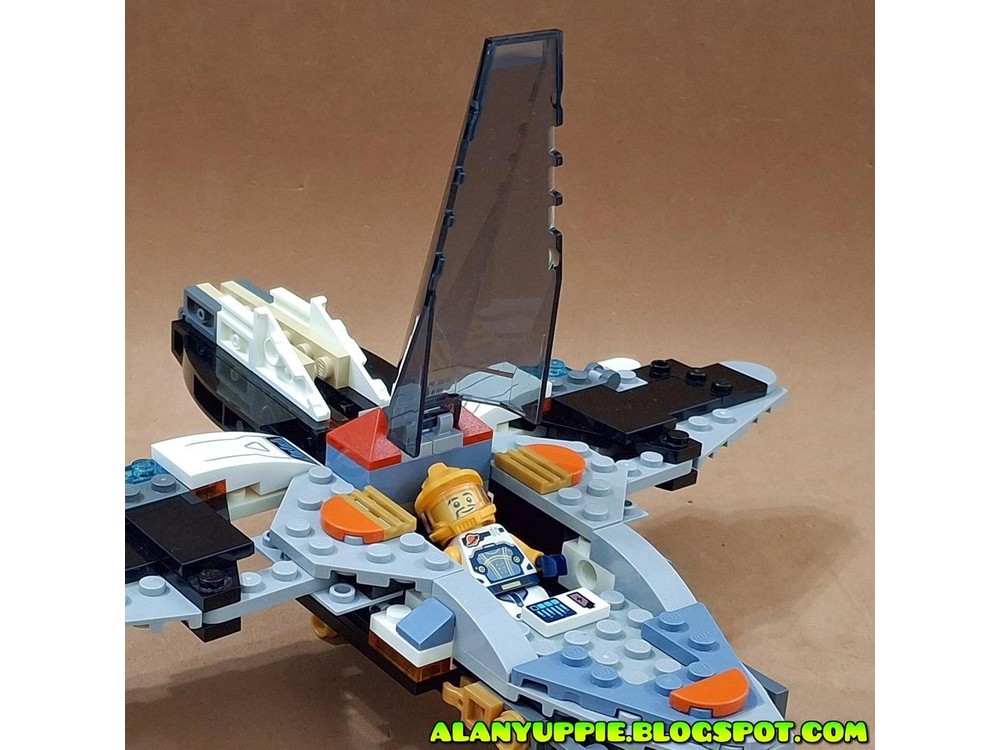 LEGO MOC Transformer Dinosaur / T.Rex using LEGO City 60430 ...